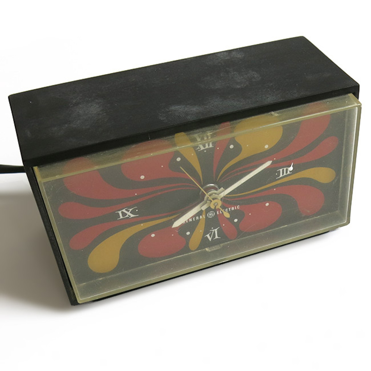 Psychedelic clock General Electric vintage 60s